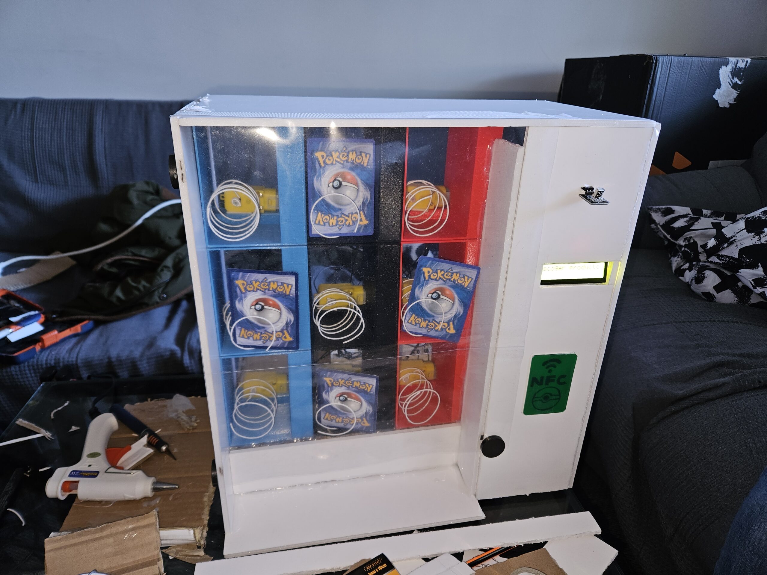 Máquina expendedora pokemon - Proyectos con Arduino.